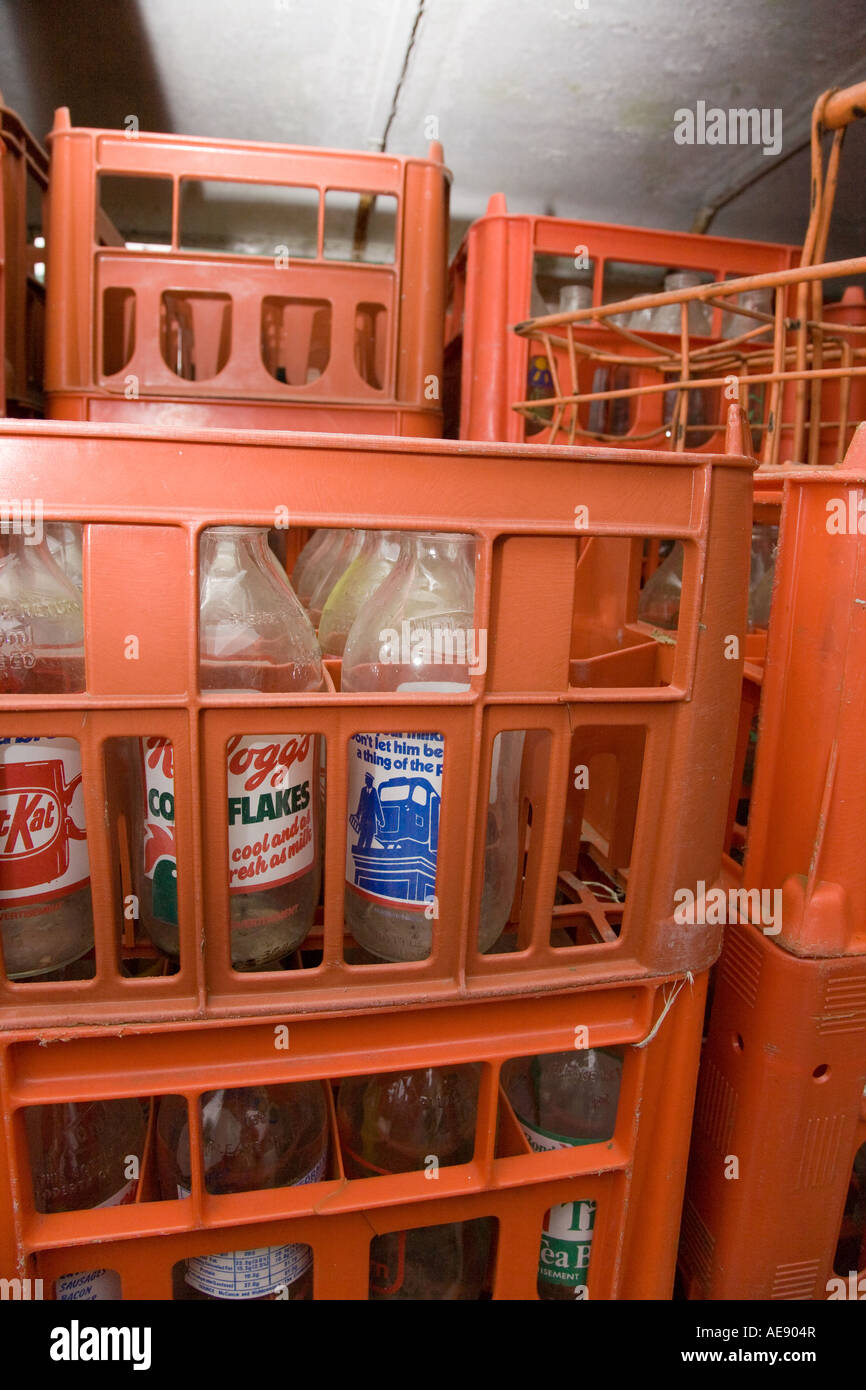 Old milk float hi-res stock photography and images - Alamy
