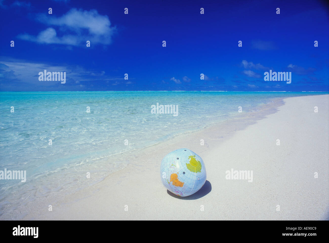 World globe beach ball hi-res stock photography and images - Alamy
