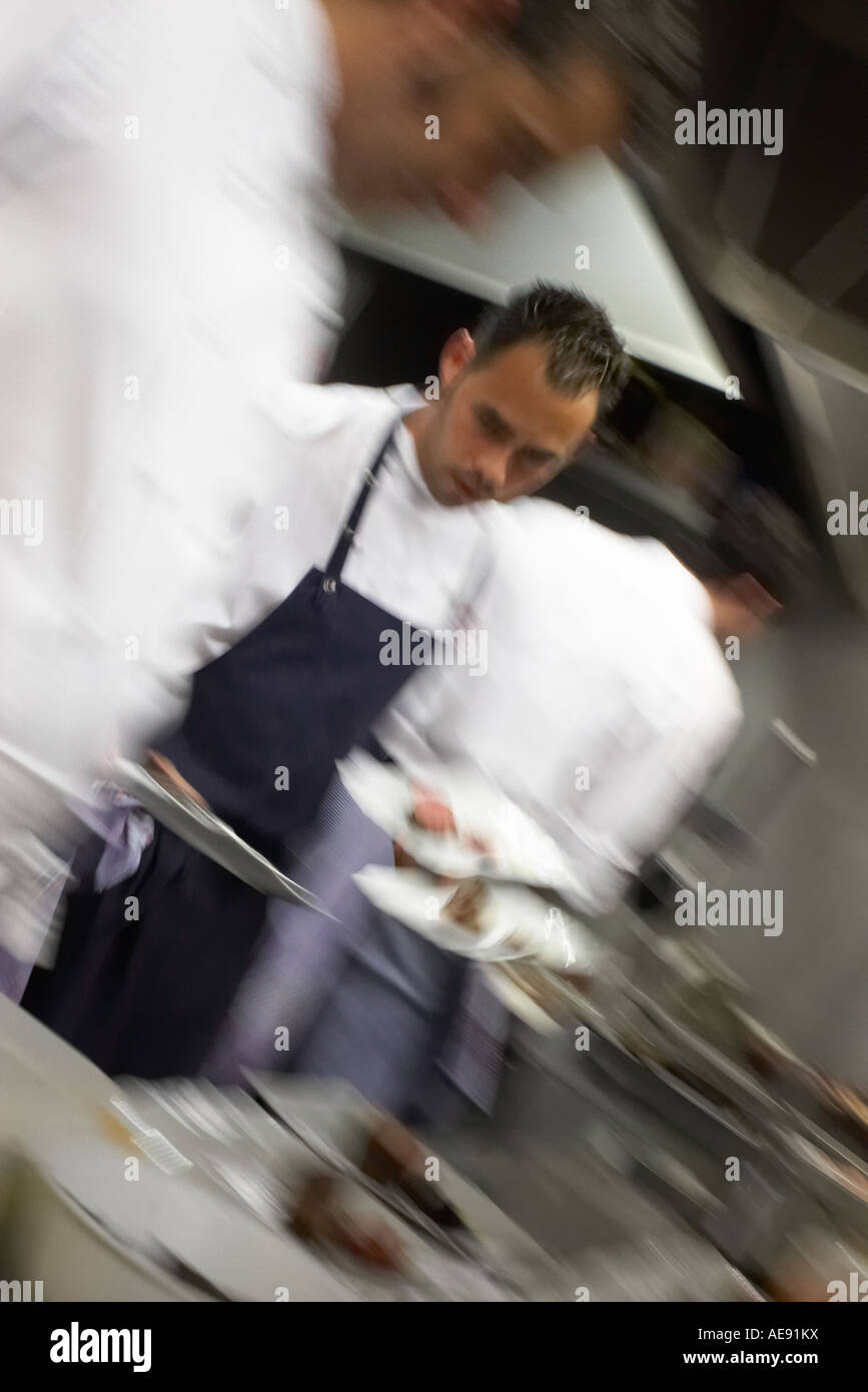 Hectic restaurant kitchen hi-res stock photography and images - Alamy