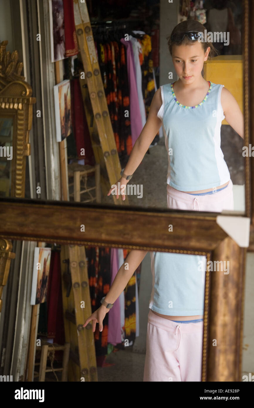 Multiple mirrors hi-res stock photography and images - Alamy