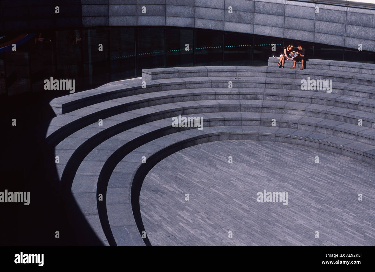 Sunken amphitheatre the scoop hi-res stock photography and images - Alamy