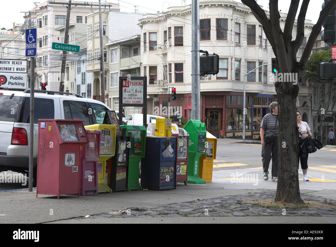 Newspaper distribution hi-res stock photography and images - Alamy