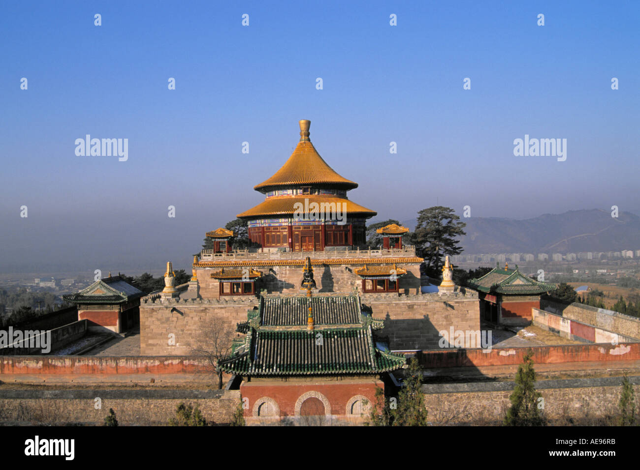 Chengde china pule si hi-res stock photography and images - Alamy