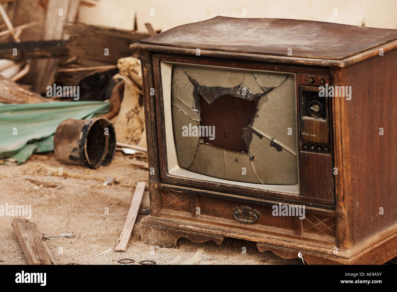 Smashed in TV at Bombay Beach Salton Sea California USA Stock Photo - Alamy