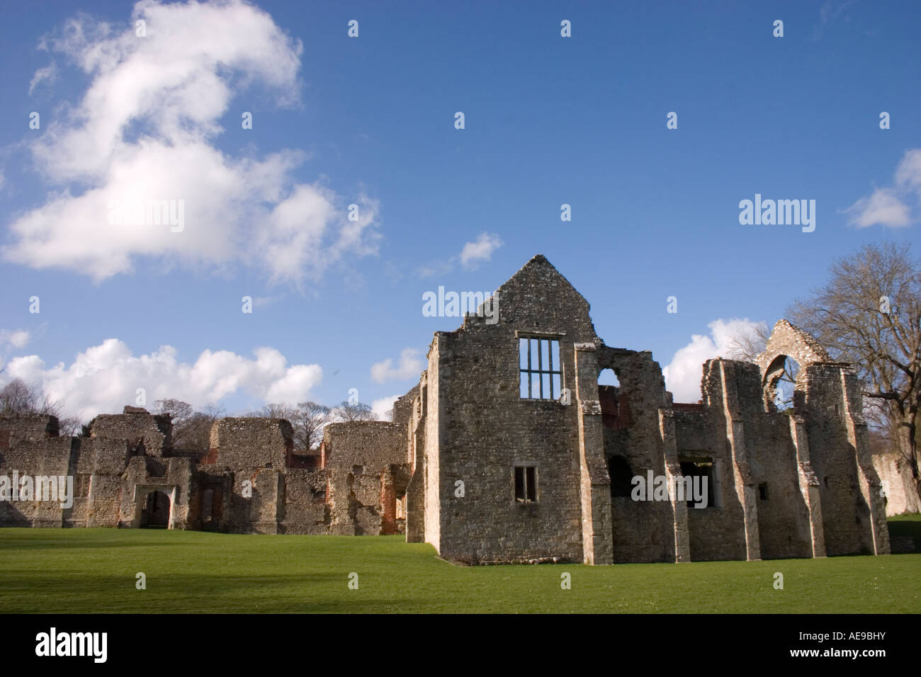 Netley Abbey , Solent , Hampshire , England Stock Photo - Alamy