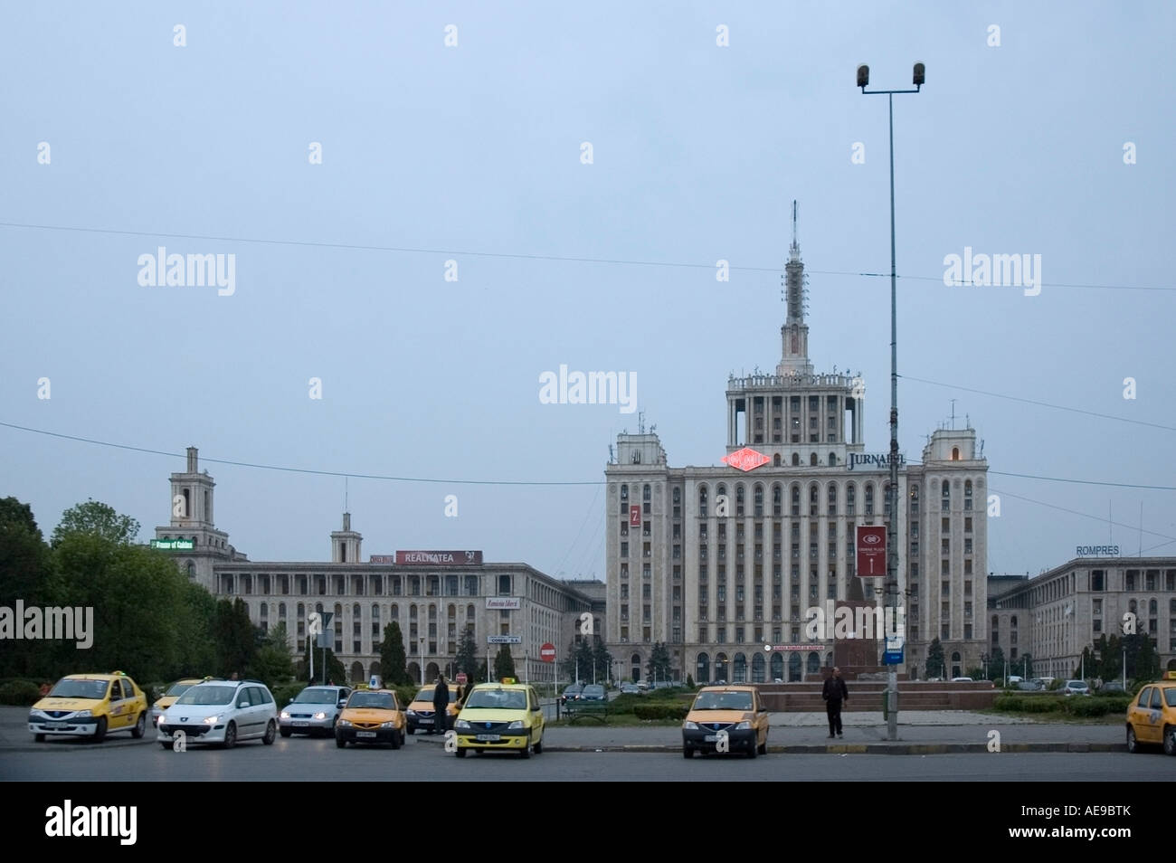 House of the free press hi-res stock photography and images - Alamy