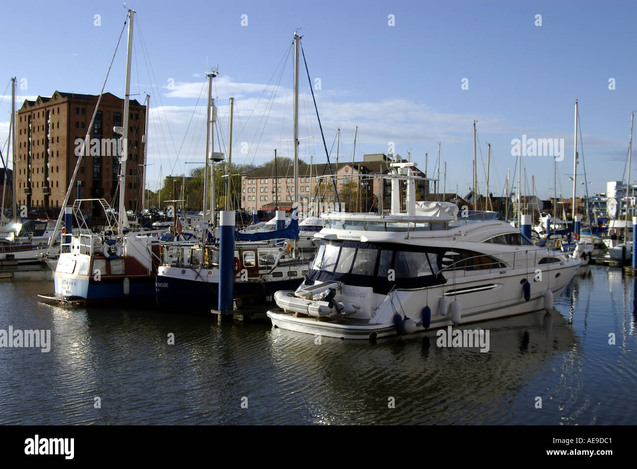 Hull Marina East Yorkshire Stock Photo - Alamy
