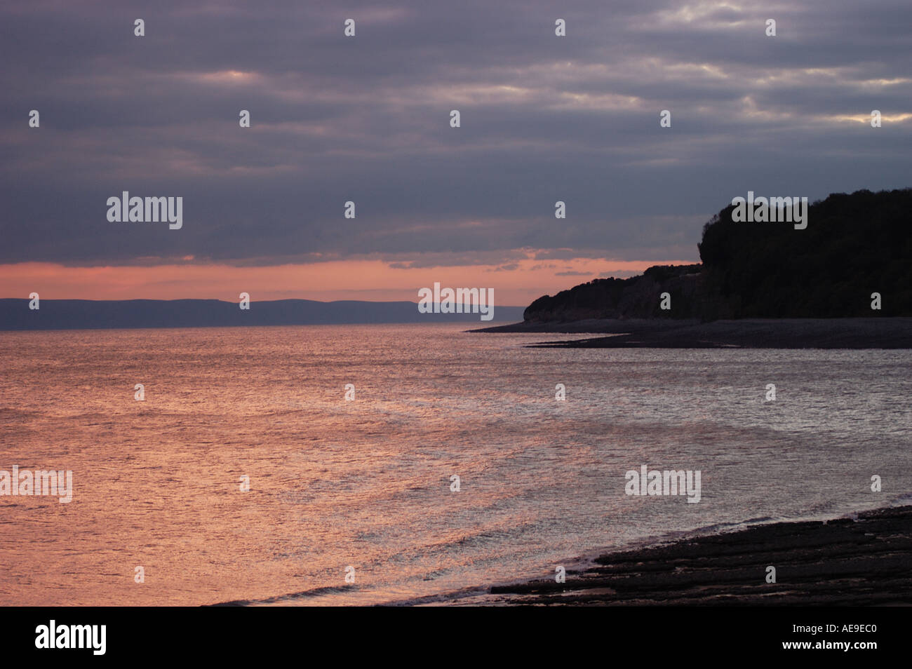 Cold knap beach hi-res stock photography and images - Alamy