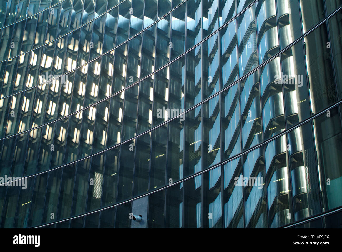 The Willis Building in the City of London, England UK Stock Photo - Alamy