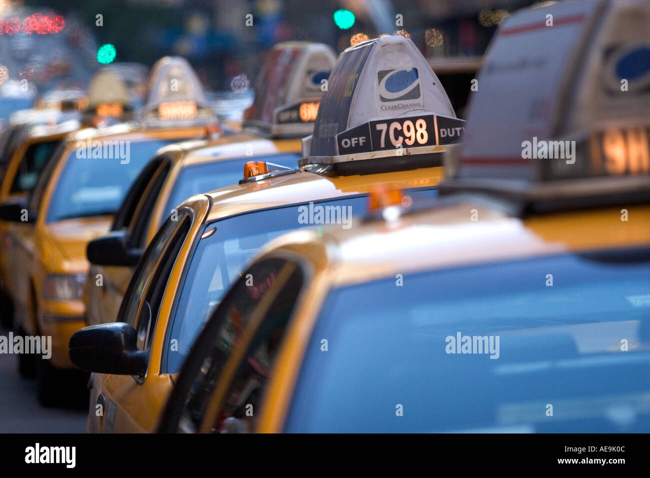 Taxi stand manhattan ny usa hi-res stock photography and images - Alamy