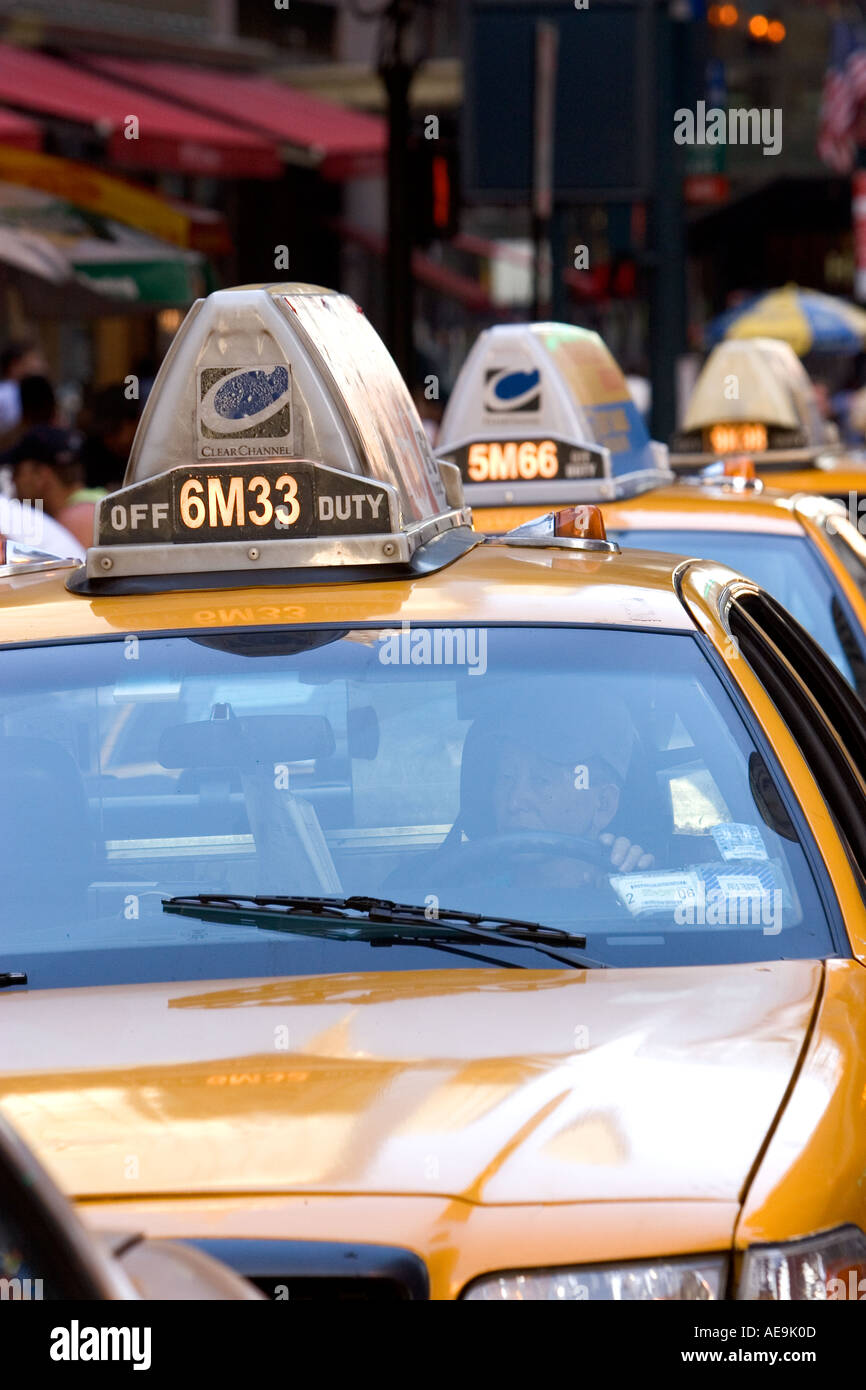 Taxi stand manhattan ny usa hi-res stock photography and images - Alamy