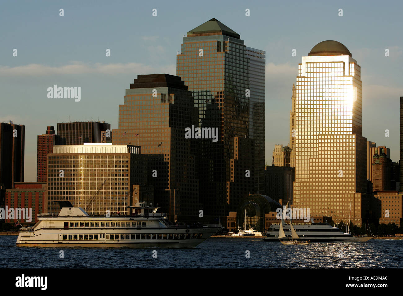 Skyline of the west side of downtown Manhattan in New York City Stock ...