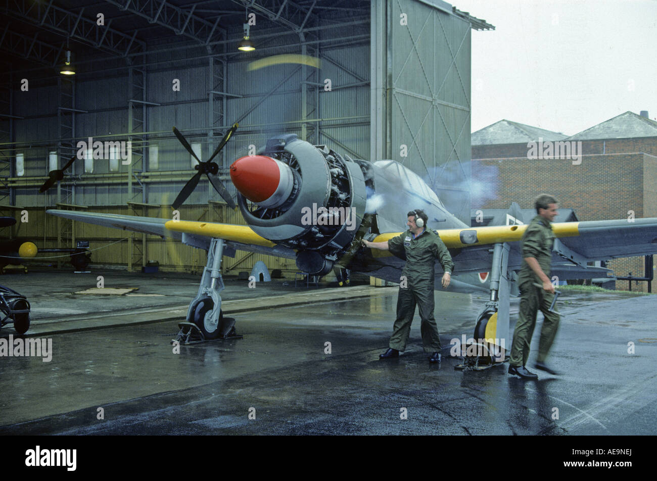 Mechanics have just tstated engine of Kawasaki Ki-100 Type 5 Imperial ...