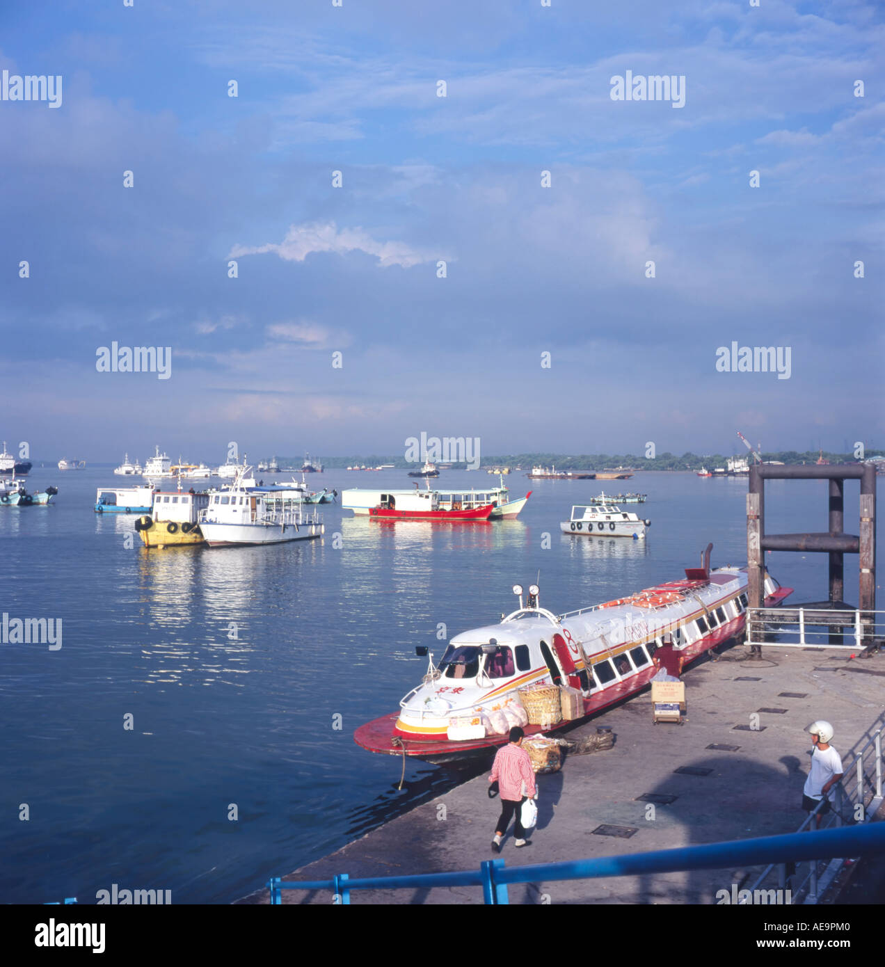 Ferry Jetty Port Klang Stock Photo - Alamy