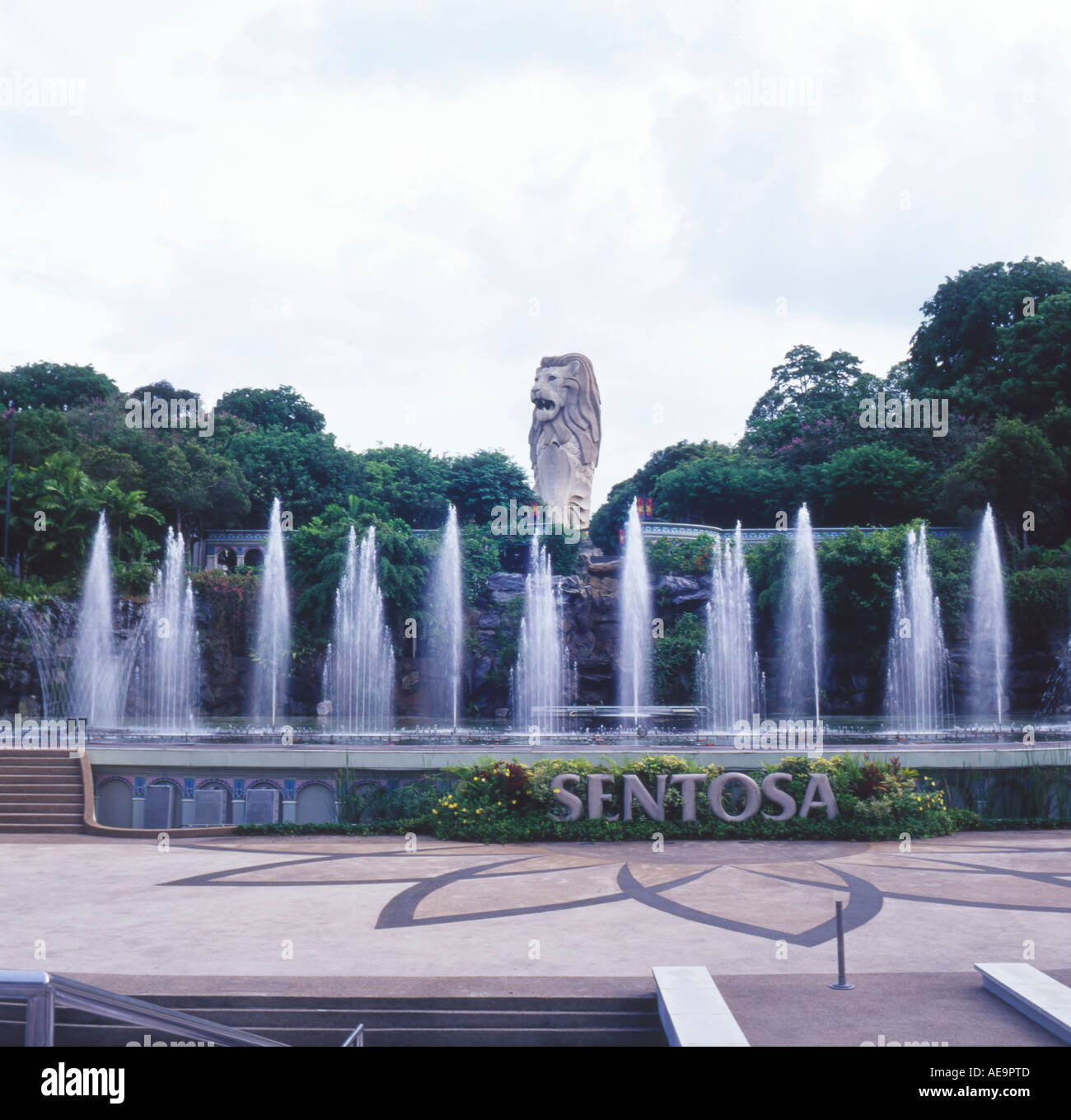 Sentosa island tour hi-res stock photography and images - Alamy