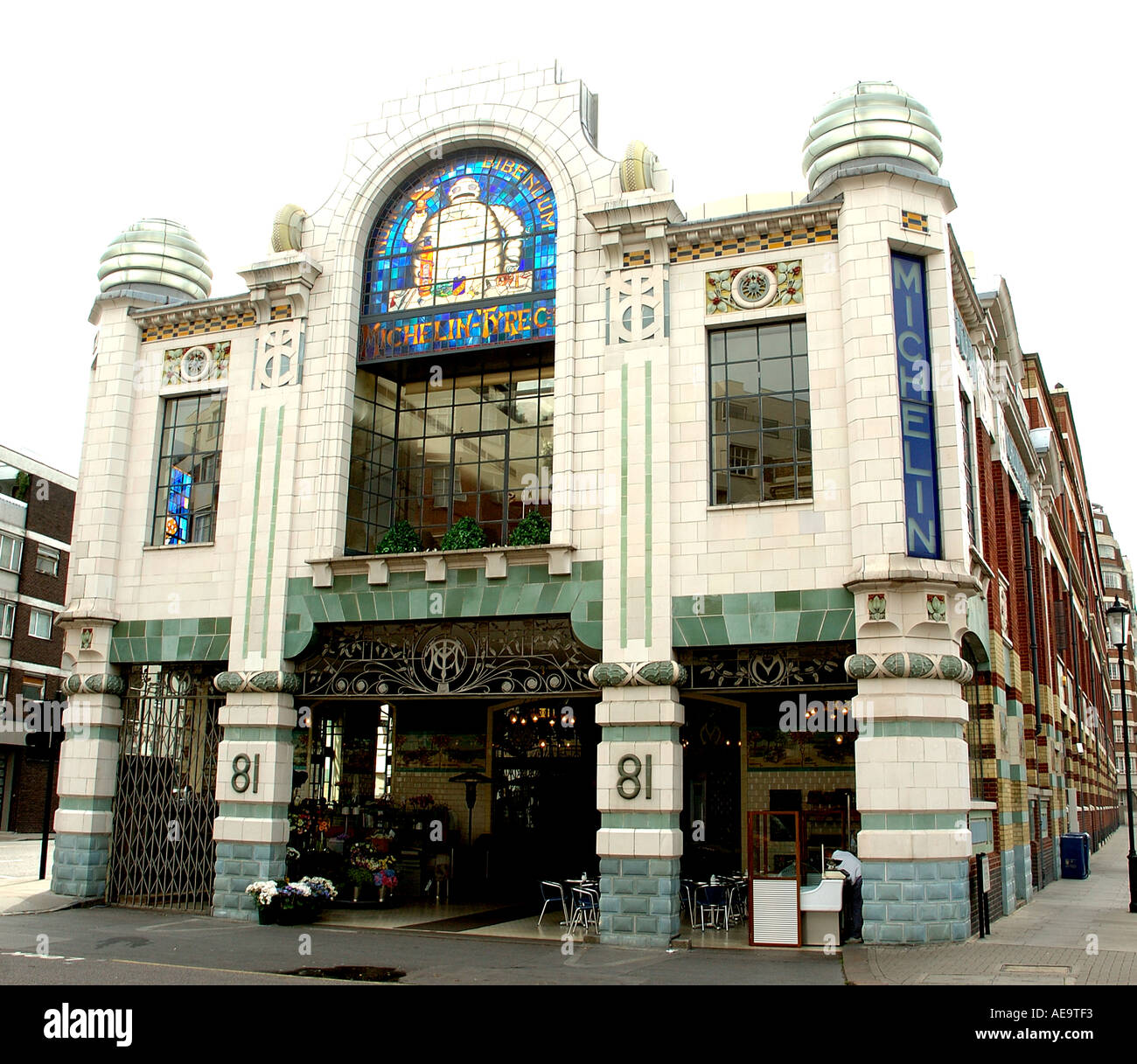 Famous Michelin building in Kensington London Stock Photo - Alamy