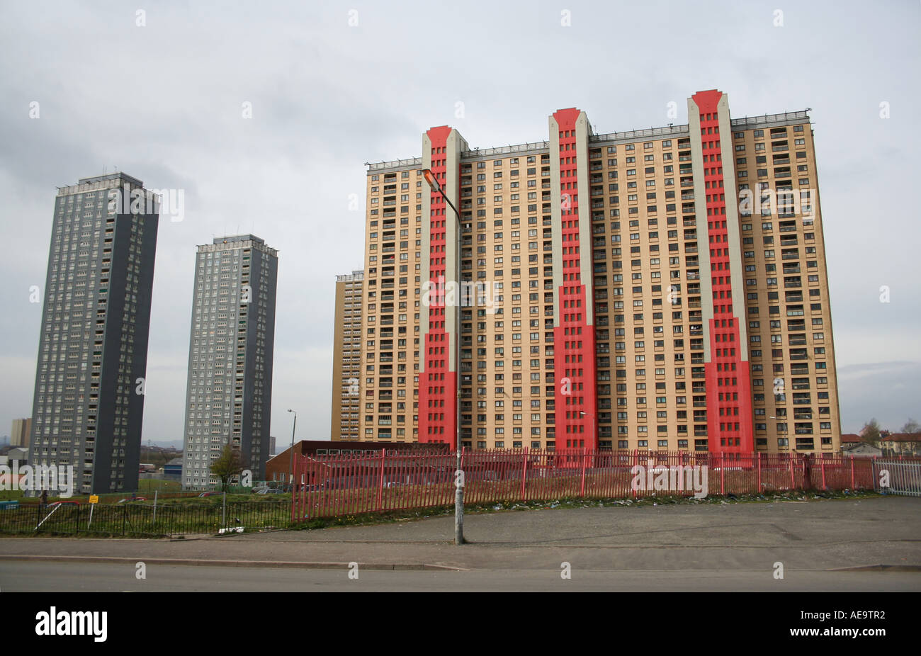 Red road tower blocks glasgow hi-res stock photography and images - Alamy