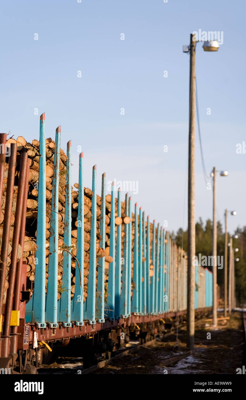 Railroad Lumber High Resolution Stock Photography and Images - Alamy