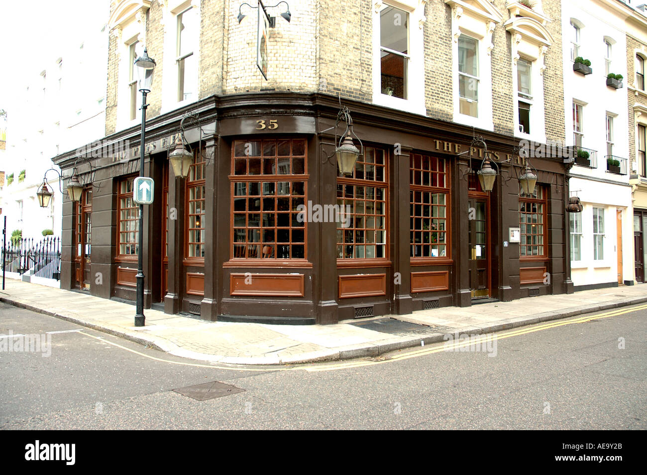 Old fashioned style image of a Typical English Pub in the Centre of ...