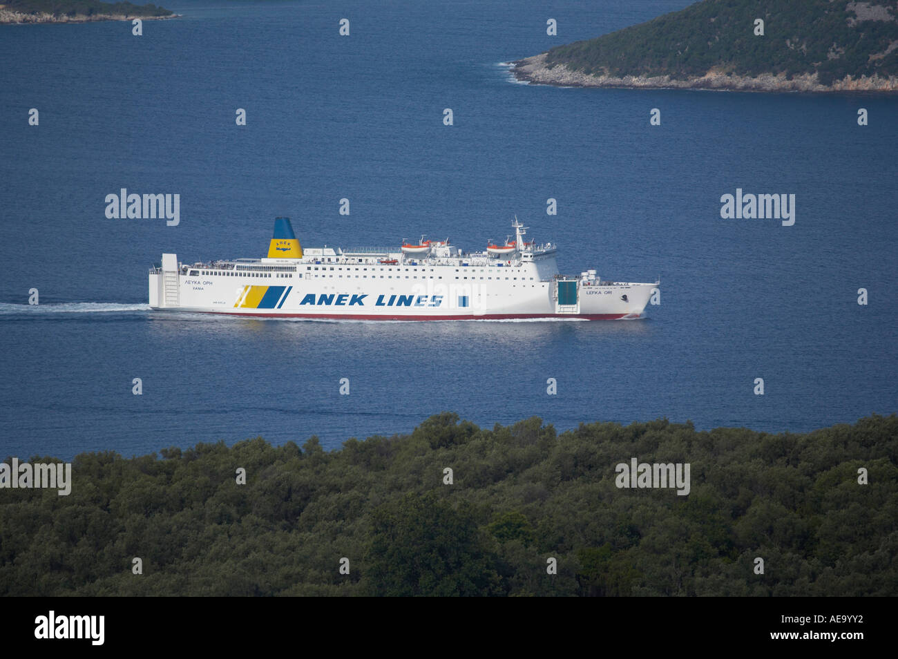 The Anek Lines ferry Lefka Ori moves through the straits between Corfu ...