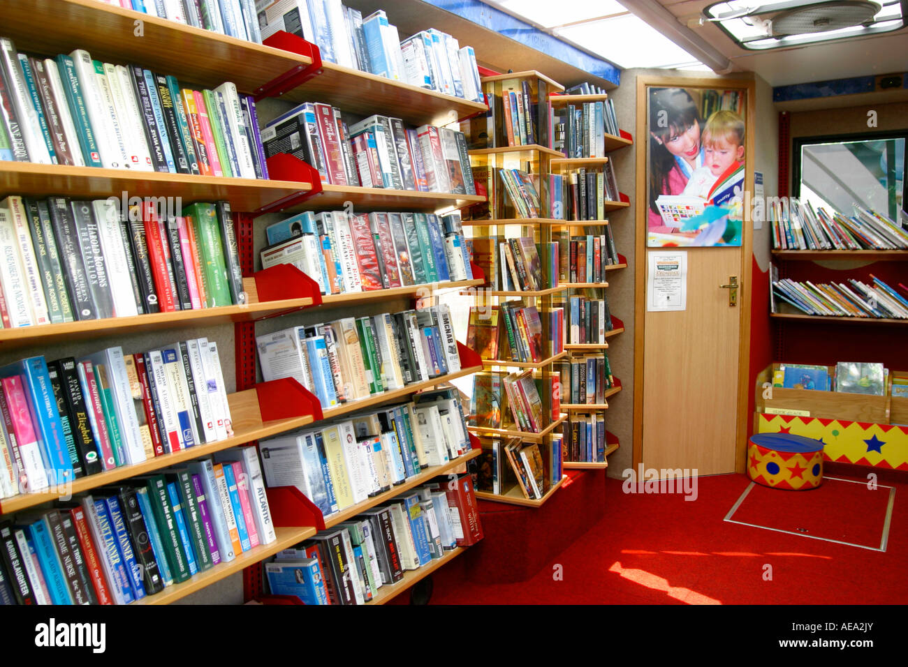 Mobile library truck hi-res stock photography and images - Alamy