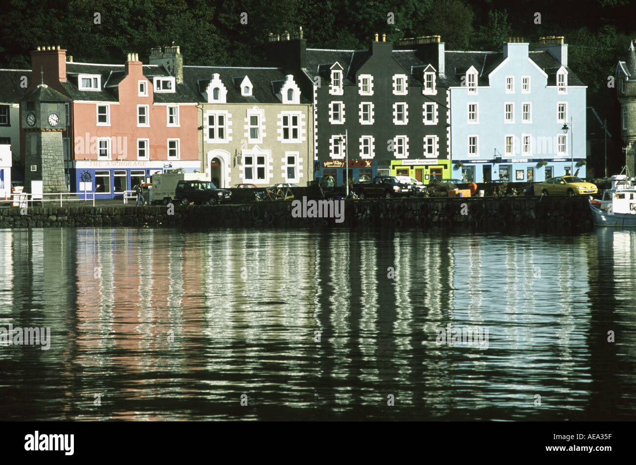 Painted houses Tobermory Mull Hebrides Scotland Stock Photo - Alamy