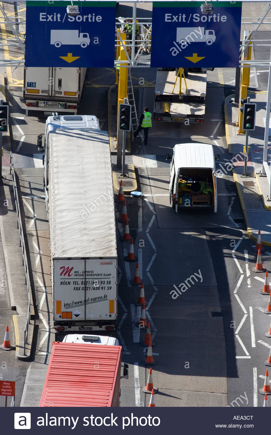 Lorries Trucks Dover Hgv Stock Photos & Lorries Trucks Dover Hgv Stock ...