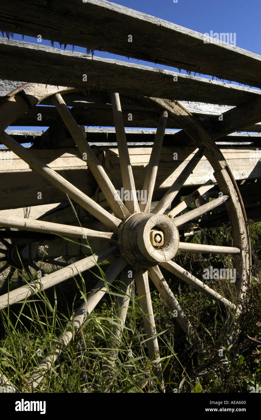 Detail of a wagon wheel Stock Photo - Alamy