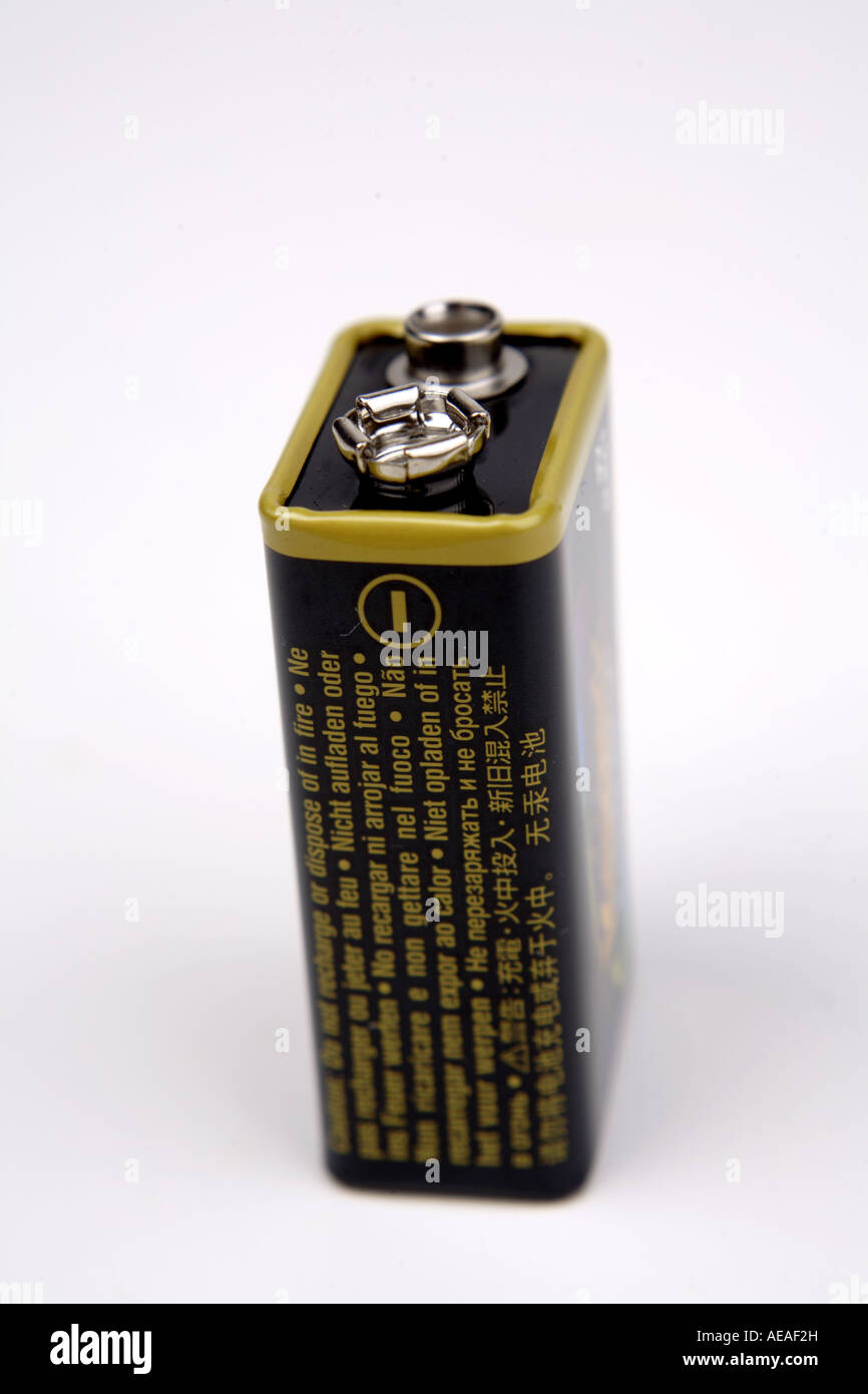 9 volt battery hi-res stock photography and images - Alamy