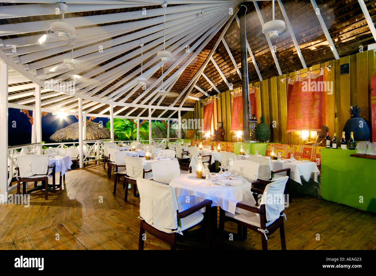 jamaica restaurant royal decameron club caribbean night alone table ...
