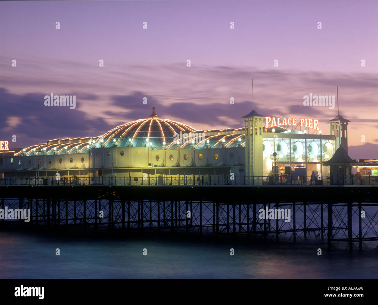 palace pier brighton night stormy blue evening showingpier illuminated ...