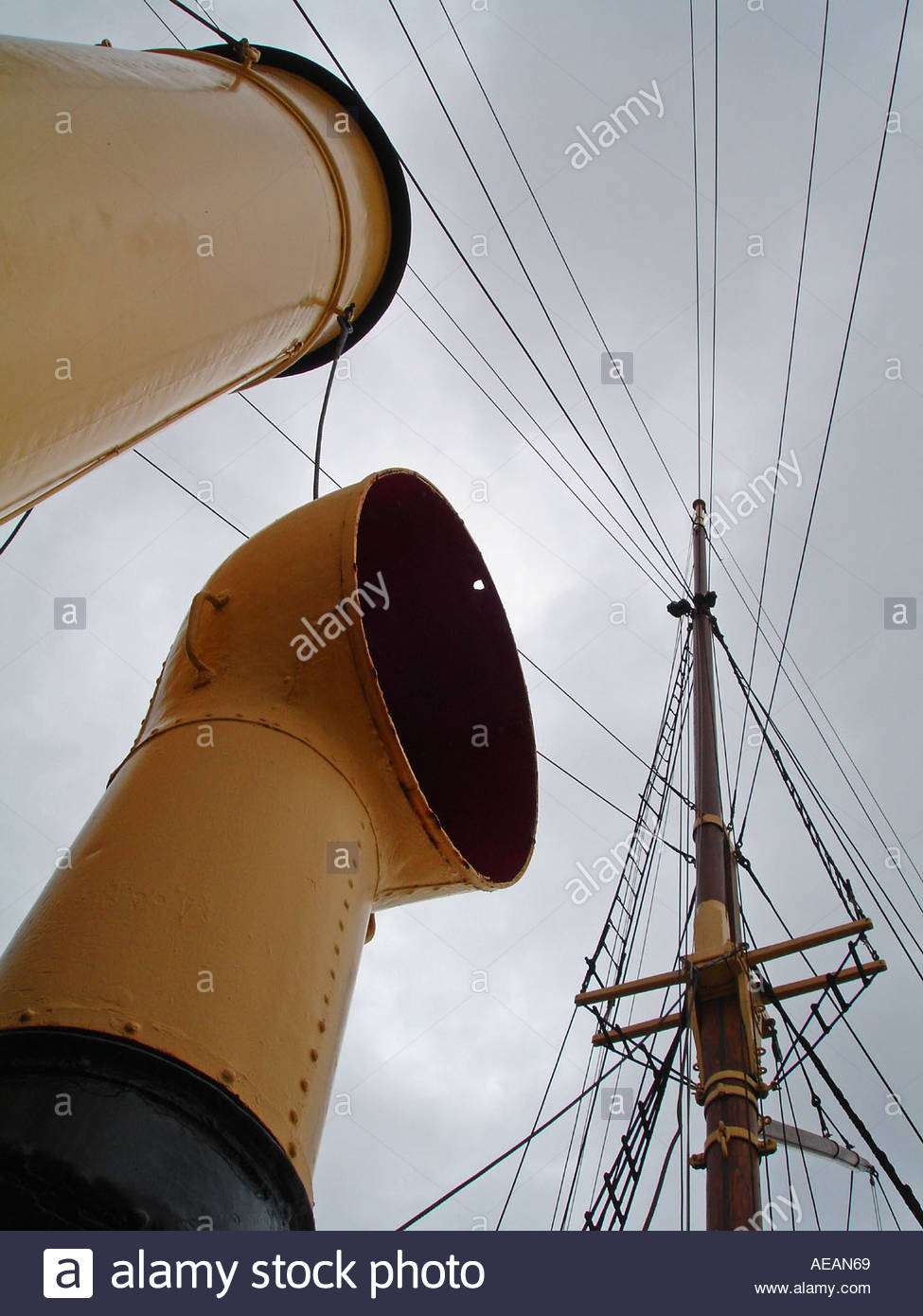 Fore and aft rigged vessel hi-res stock photography and images - Alamy