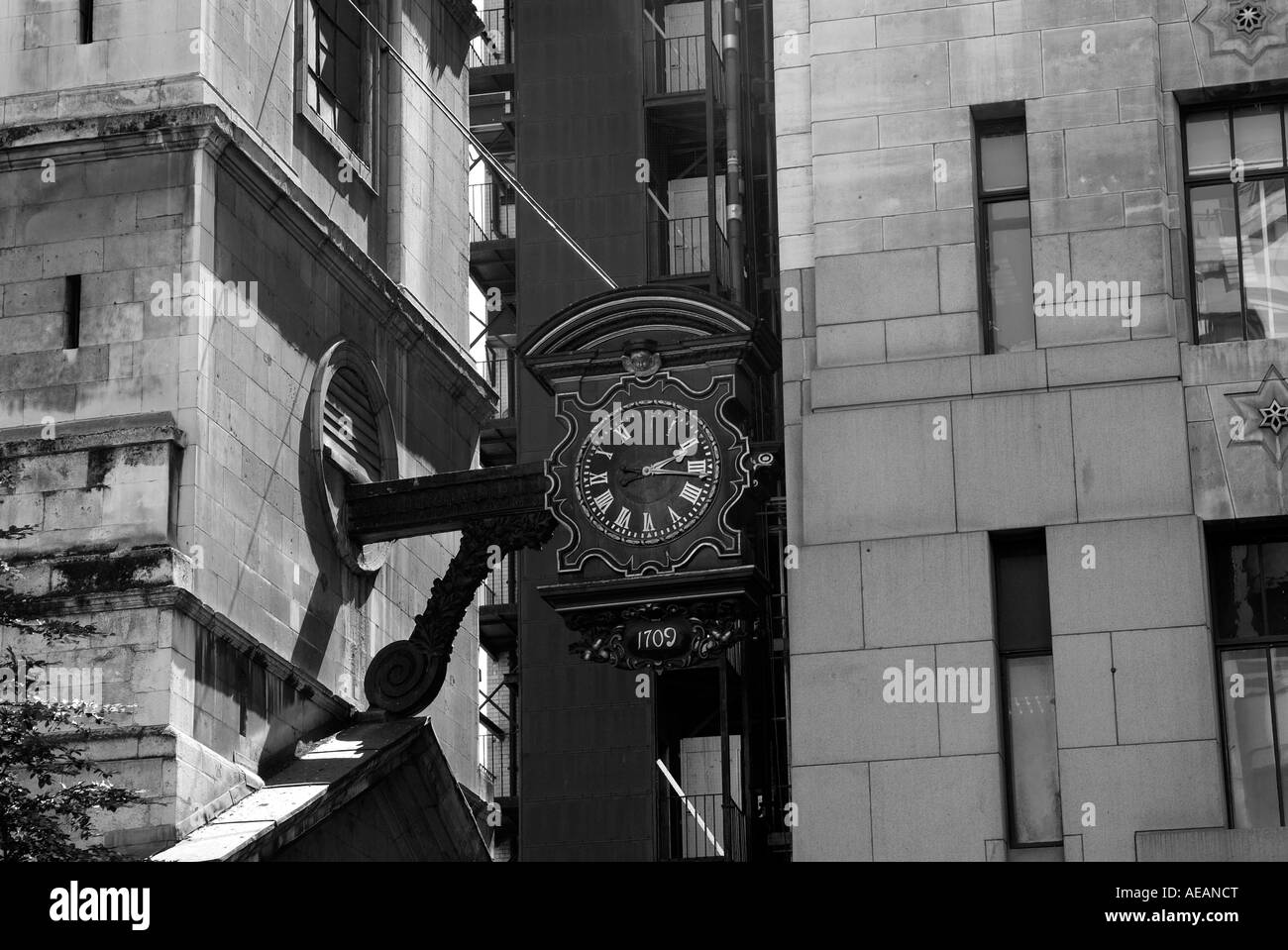 Old office block london Black and White Stock Photos & Images - Alamy