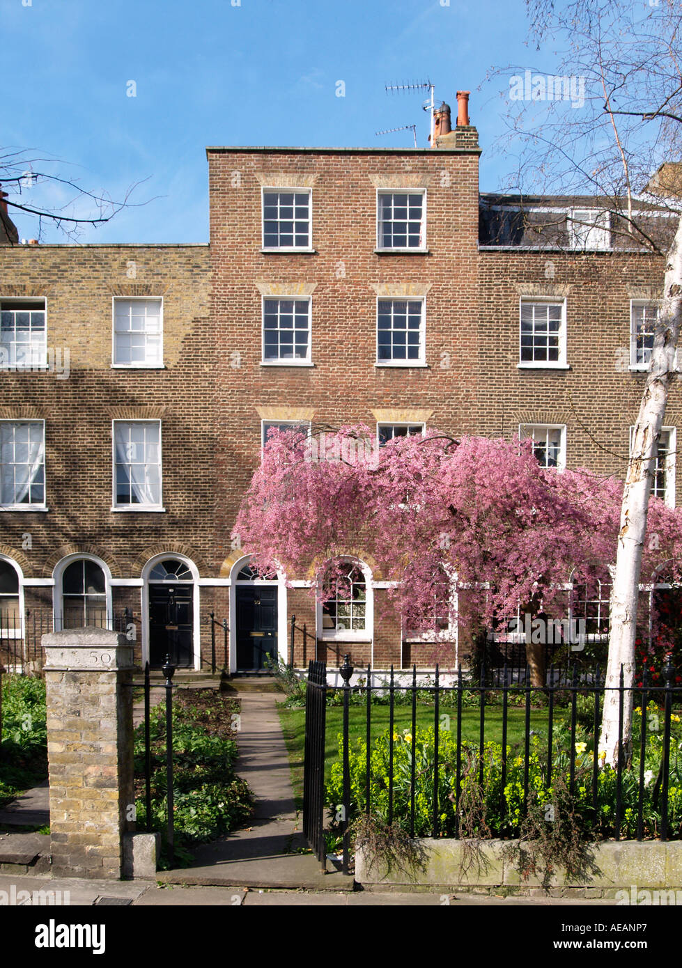 Georgian house exterior hi-res stock photography and images - Alamy
