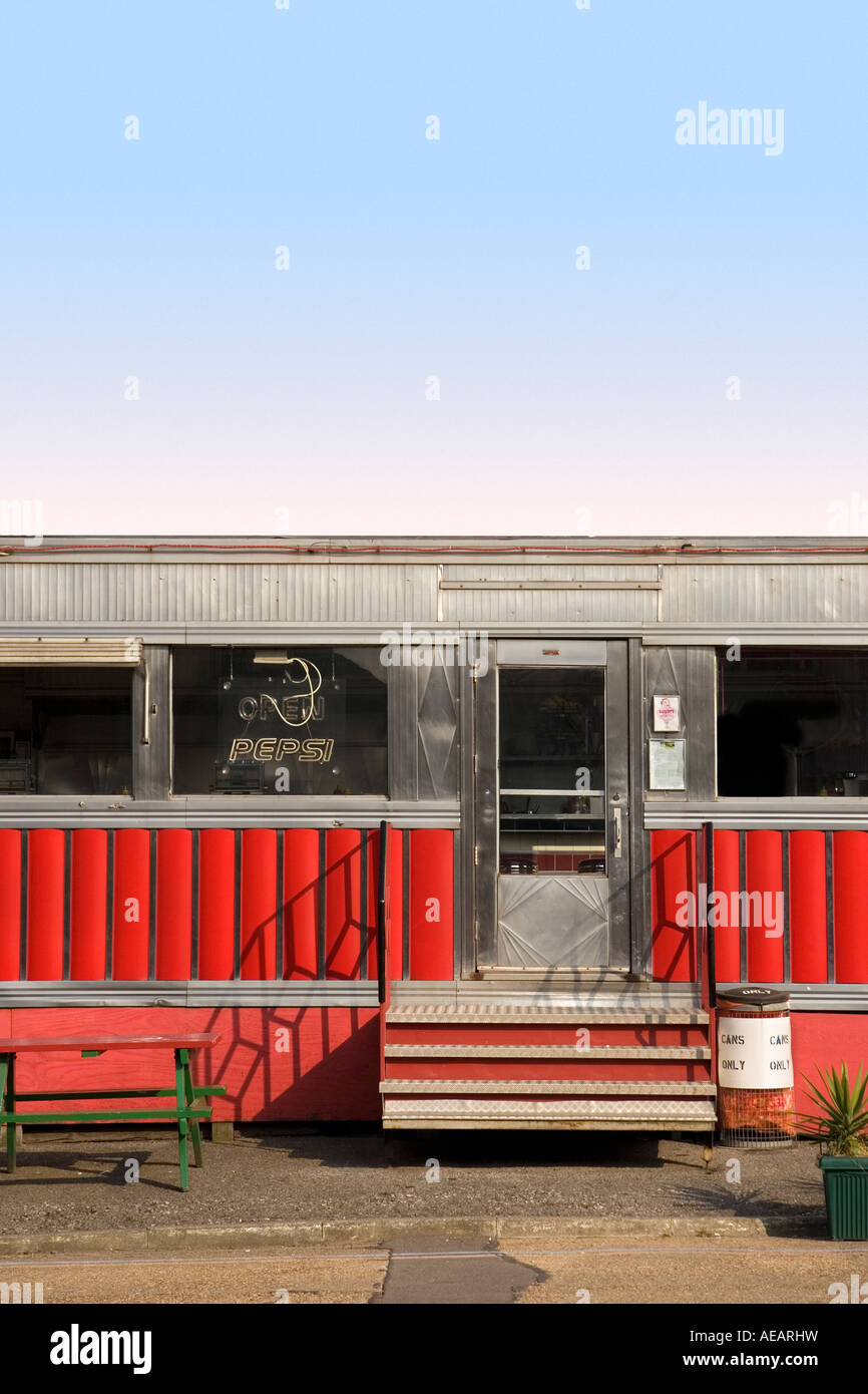 American diner trailer hi-res stock photography and images - Alamy