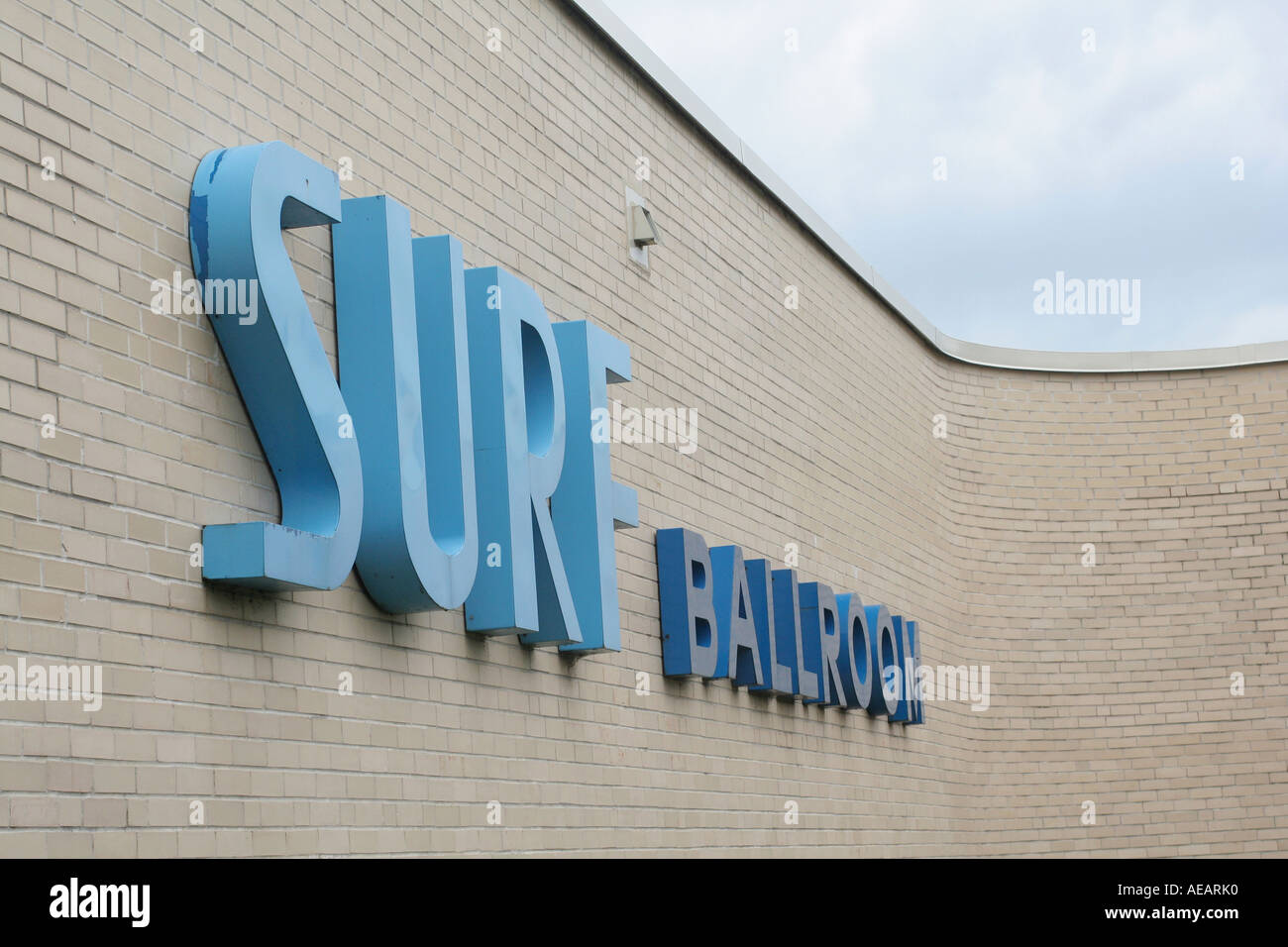 Surf ballroom hi-res stock photography and images - Alamy