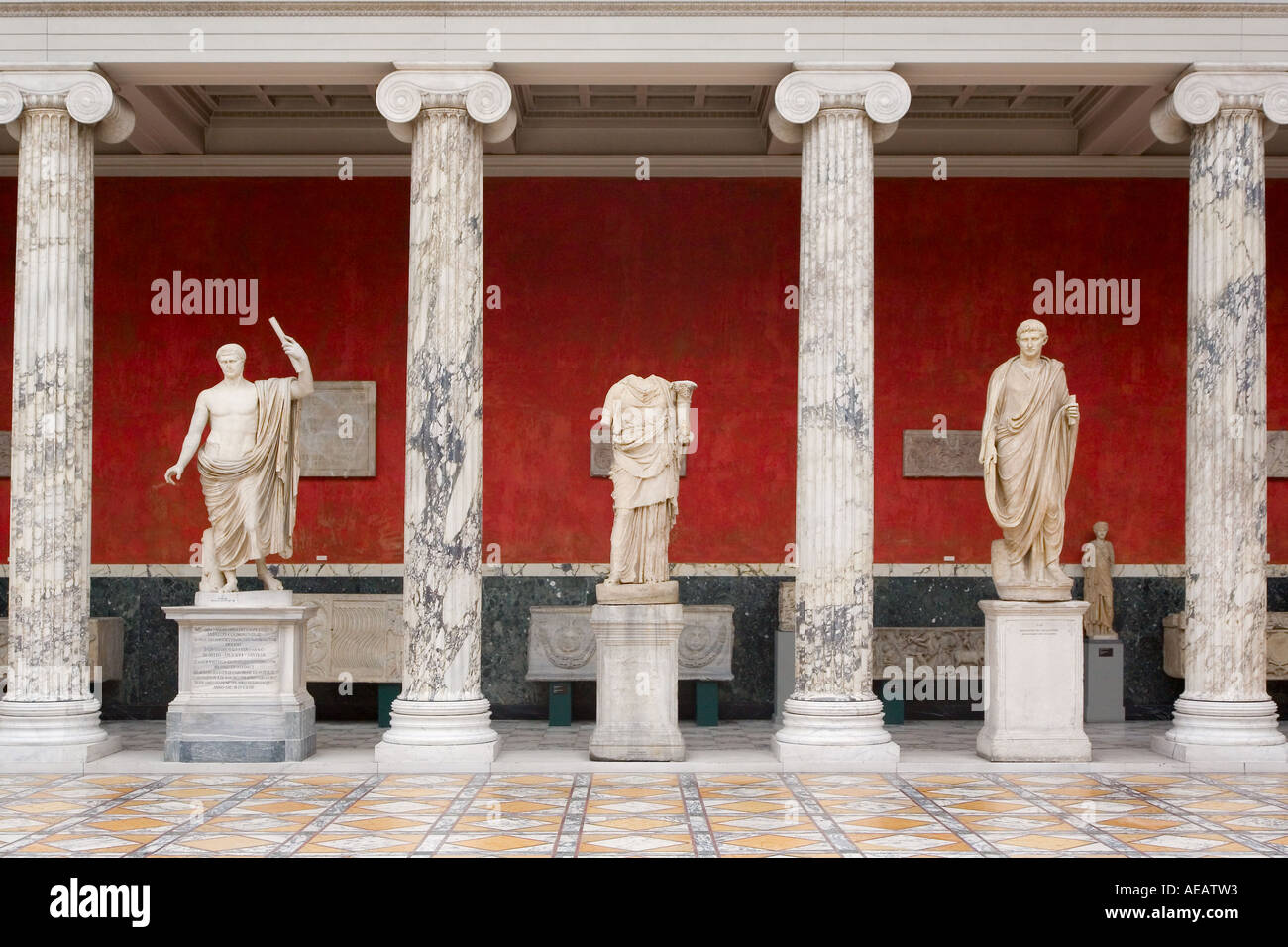 Glyptotek tourists hi-res stock photography and images - Alamy