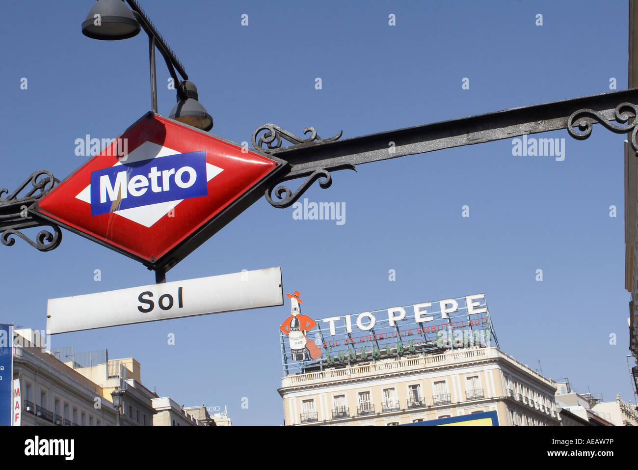 Plaza del sol metro station hi-res stock photography and images - Alamy