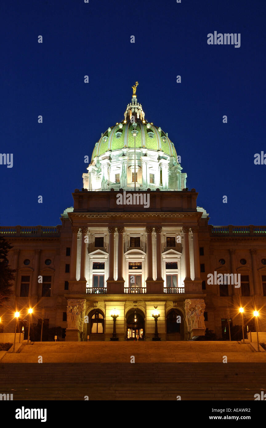Pennsylvania State Capitol, Harrisburg, PA, USA - evening Stock Photo ...