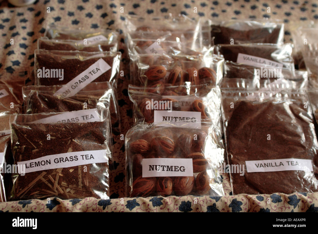 Tanzania Zanzibar Spice Tour spices and tea for sale at stall Stock ...