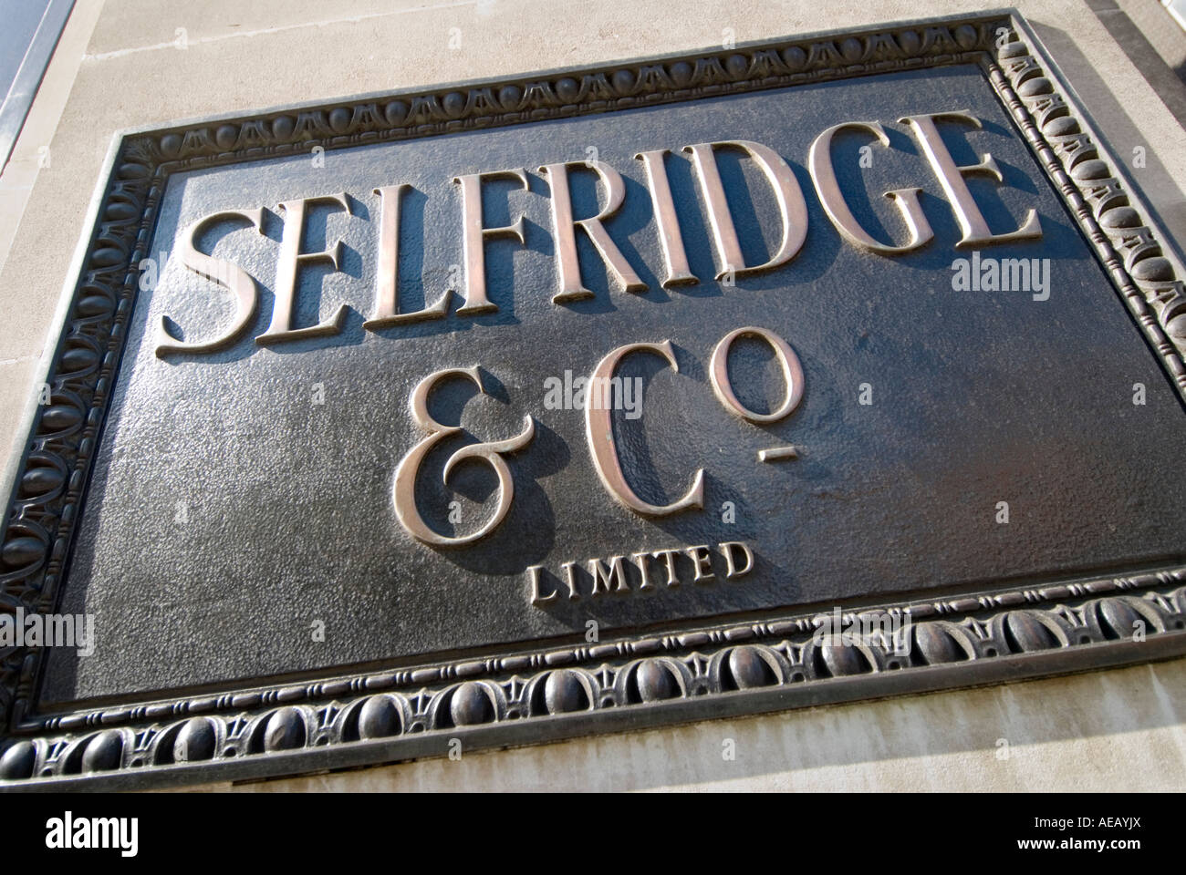 Selfridge department store sign hi-res stock photography and images - Alamy