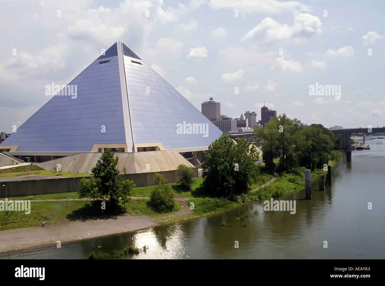 The Great Pyramid at Memphis Tennessee TN landmark Stock Photo - Alamy