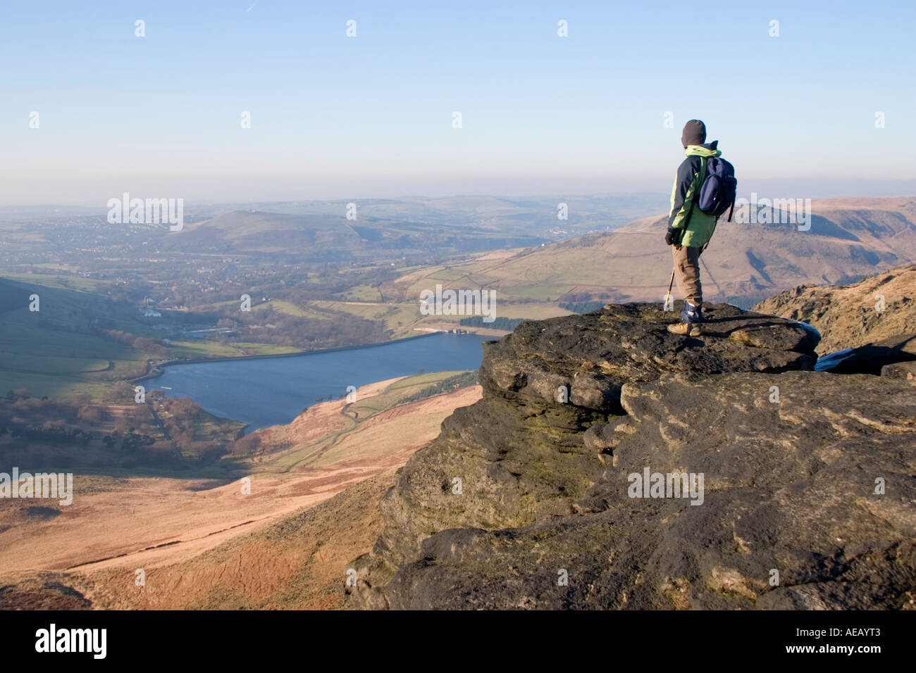 Dovestones edge hi-res stock photography and images - Alamy
