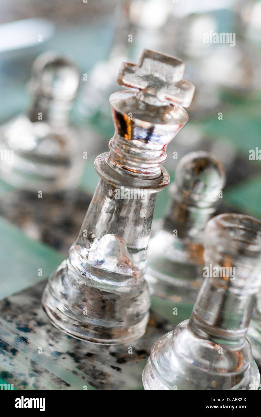 Crystal chess pieces hi-res stock photography and images - Alamy