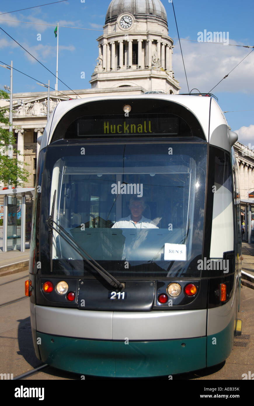 Nottingham Express Transit train, Old Market Square, Nottingham ...