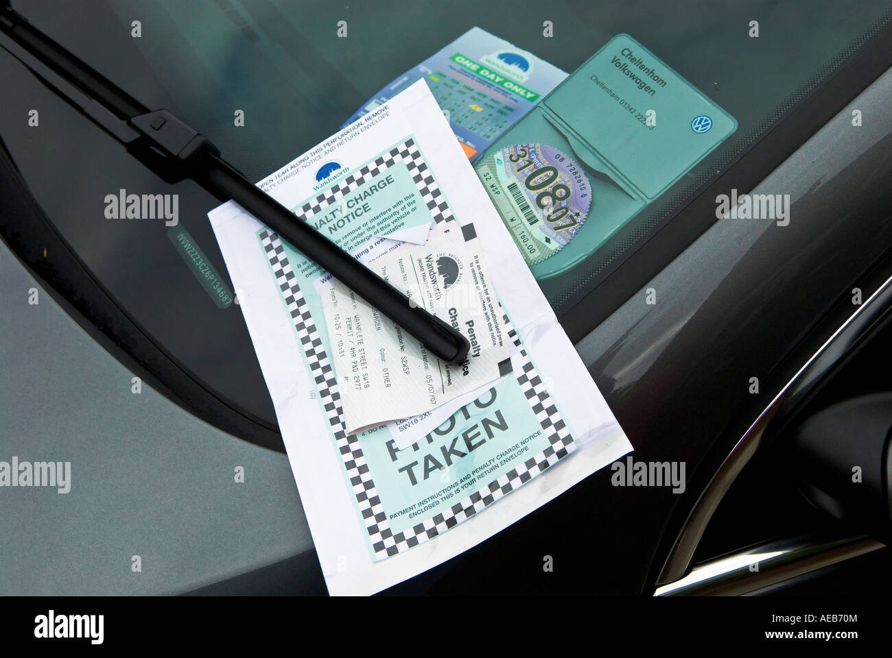 Vehicle Parking Illegal Stock Photos & Vehicle Parking Illegal Stock ...