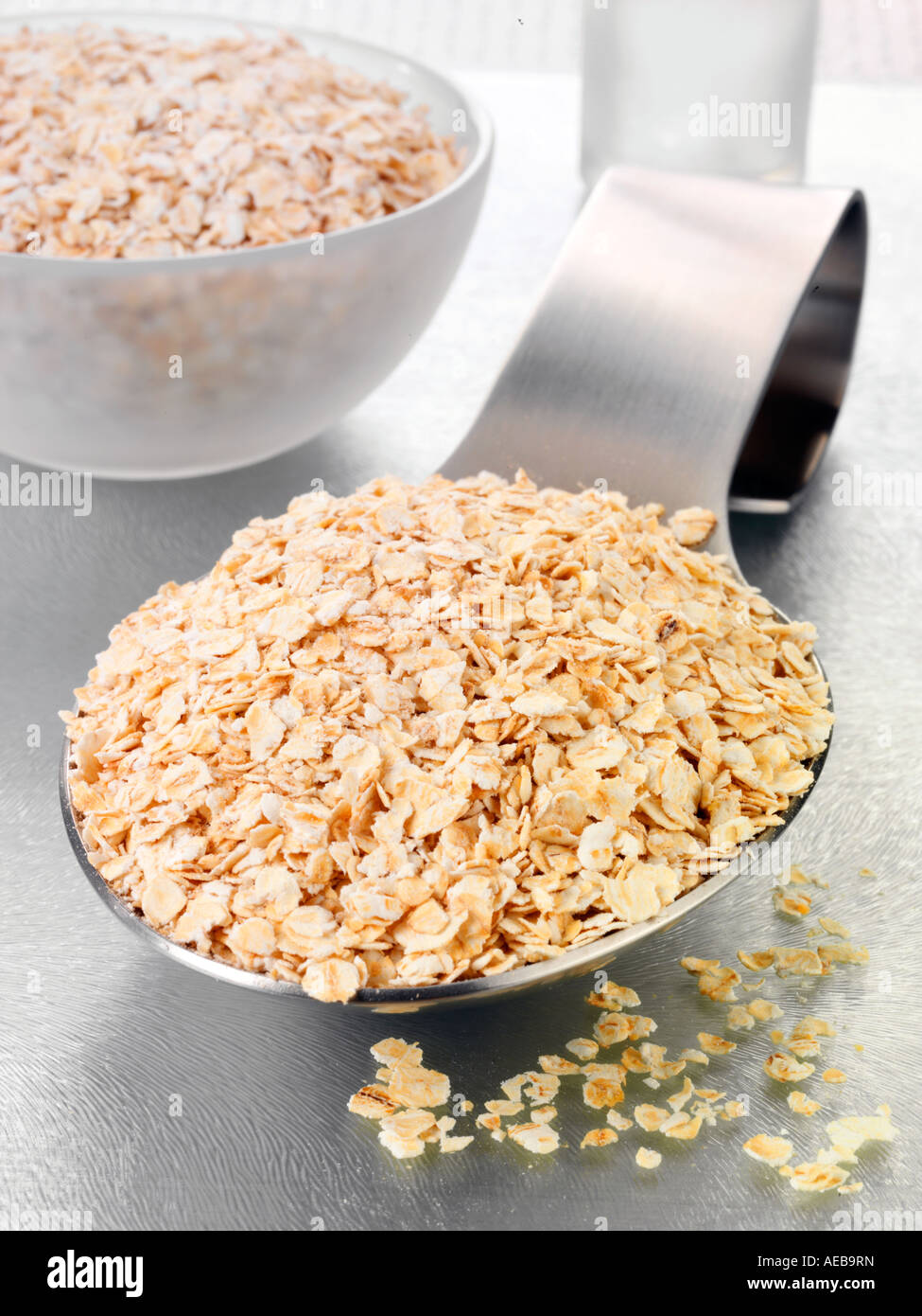 SPOONFUL OF PORRIDGE OATS Stock Photo - Alamy