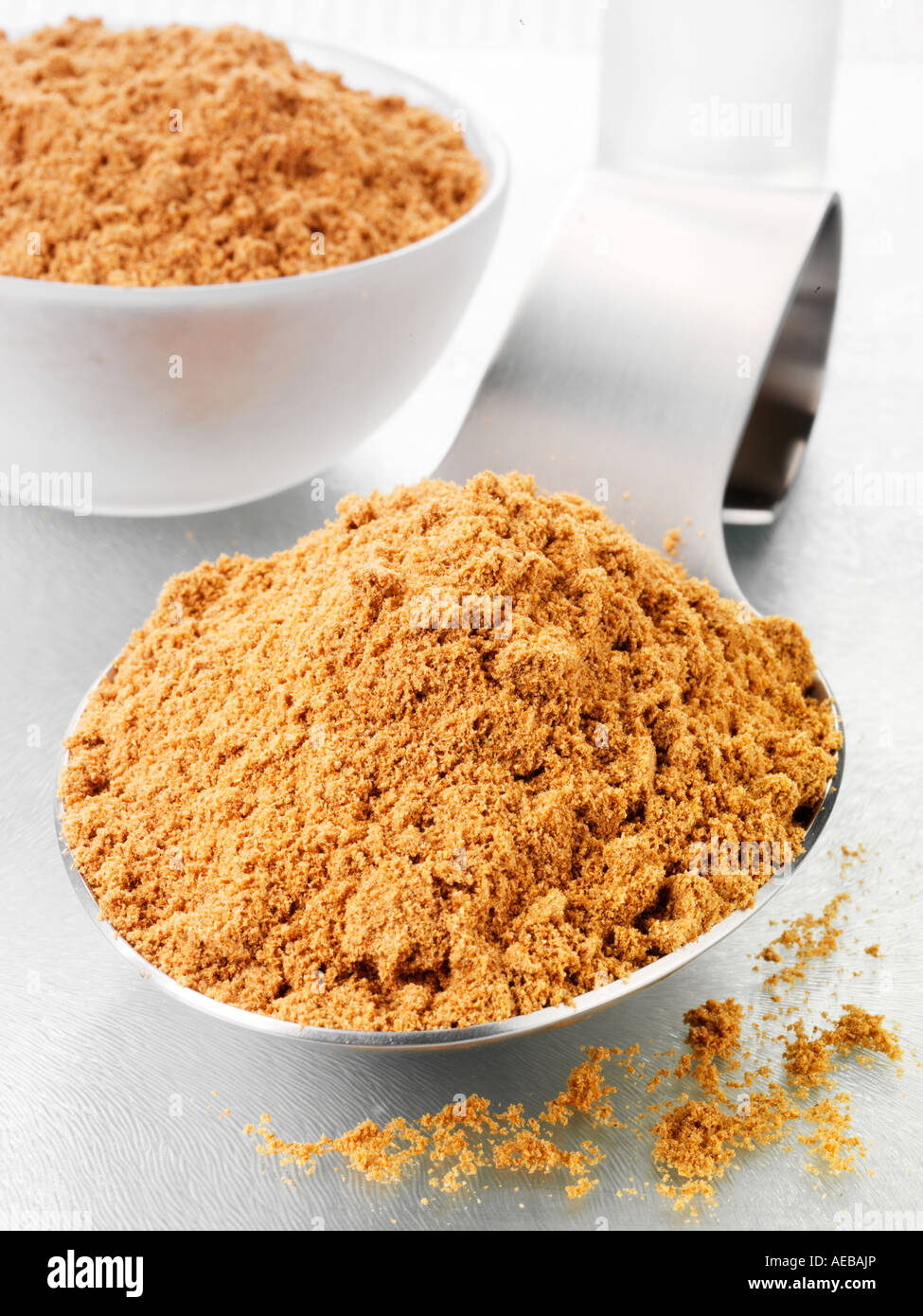 SPOONFUL OF CORIANDER POWDER Stock Photo - Alamy
