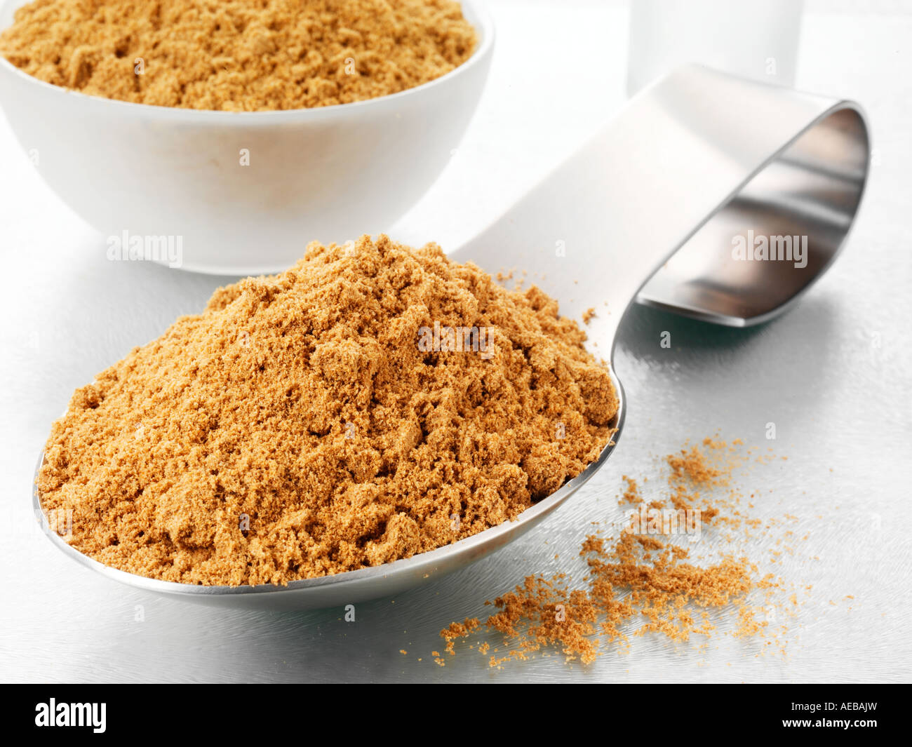 SPOONFUL OF CORIANDER POWDER Stock Photo - Alamy