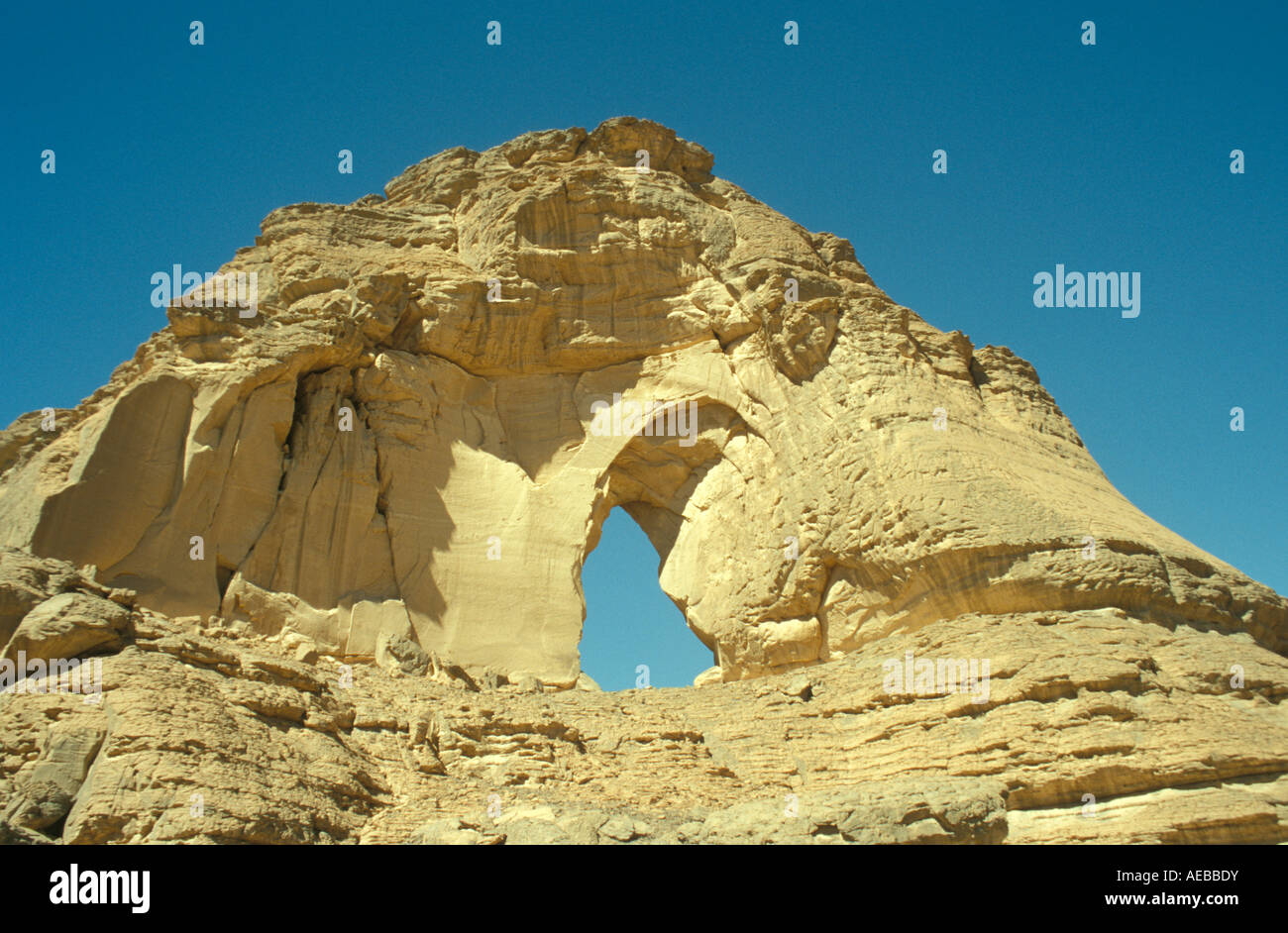 Arch in the tadrart hi-res stock photography and images - Alamy